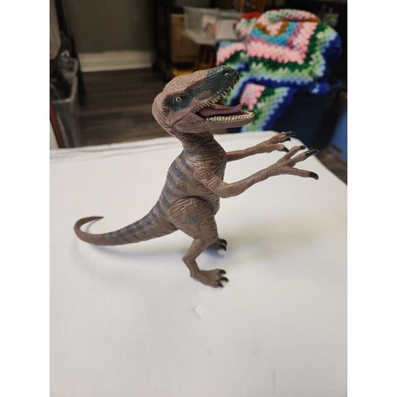 Hasbro | Toys | Jurassic World Toys Velociraptor Delta Dinosaur Raptor ...